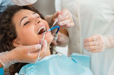 Extracción de muelas: ¿Lo cubre el seguro dental en España?